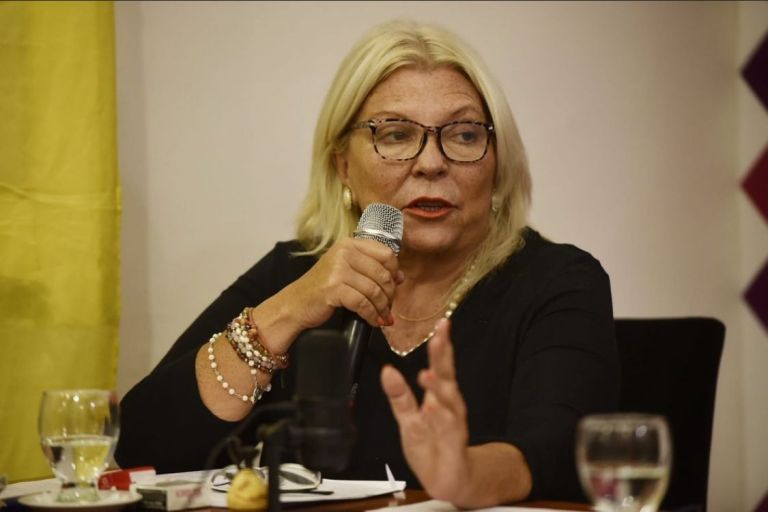 Tras su internación, se conoció el primer parte médico de Elisa Carrió ...